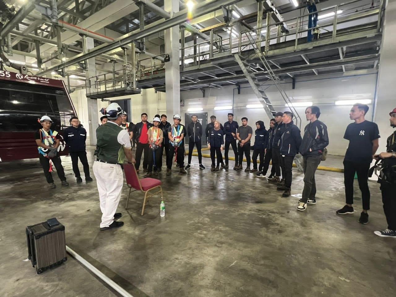 Working at Heights HRD Certified Safety Training - Leading Quantum ...